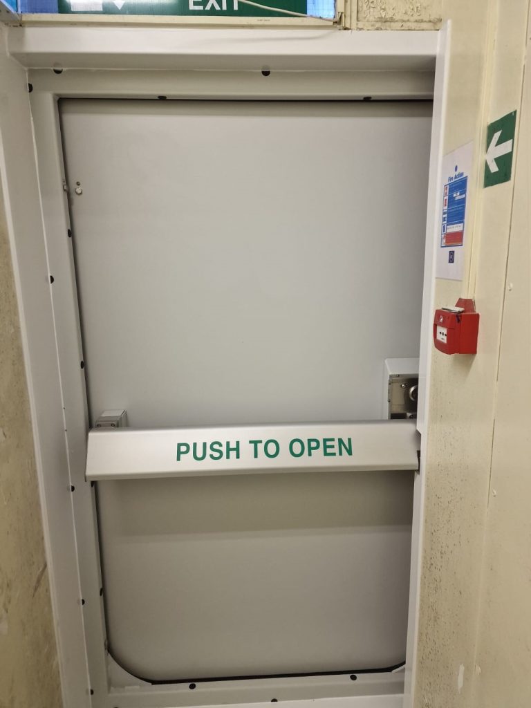 Flood Doors – Laminar Malaysia Sdn Bhd